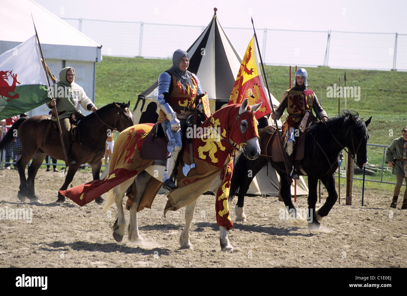 Joust hi-res stock photography and images - Alamy