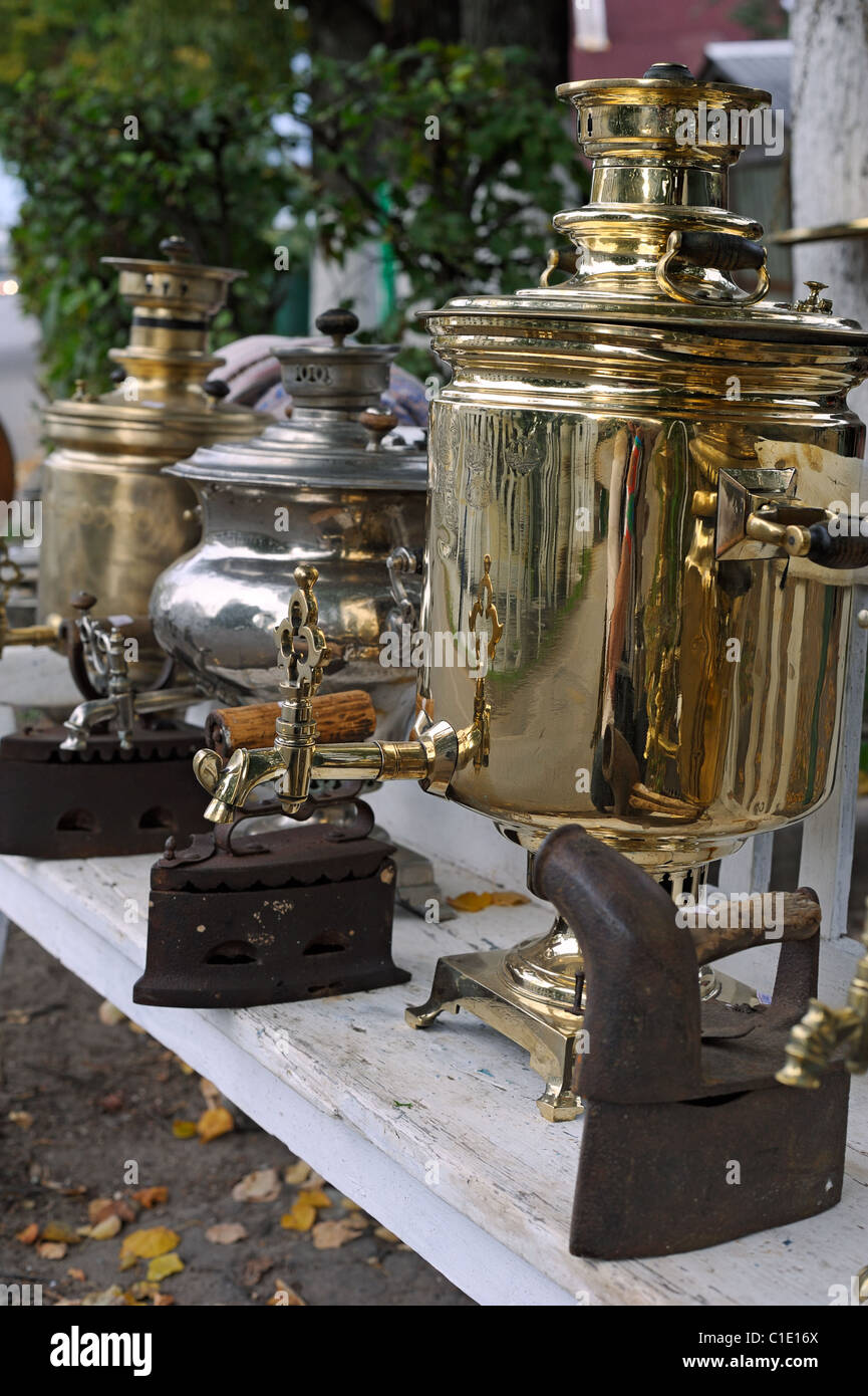 Antique samovars hi-res stock photography and images - Alamy