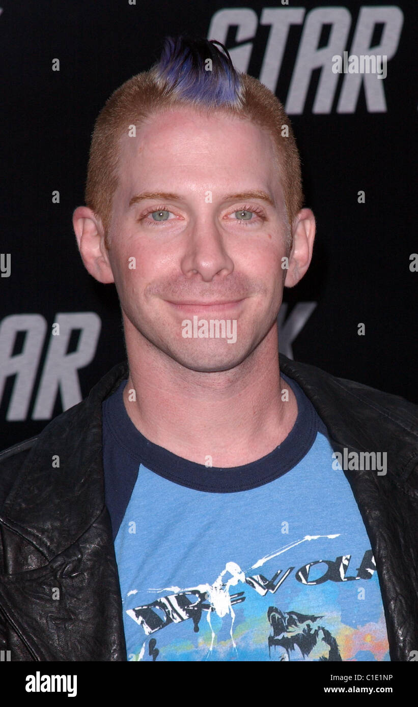 Seth Green Los Angeles Premiere of "Star Trek" - Arrivals at Grauman's ...