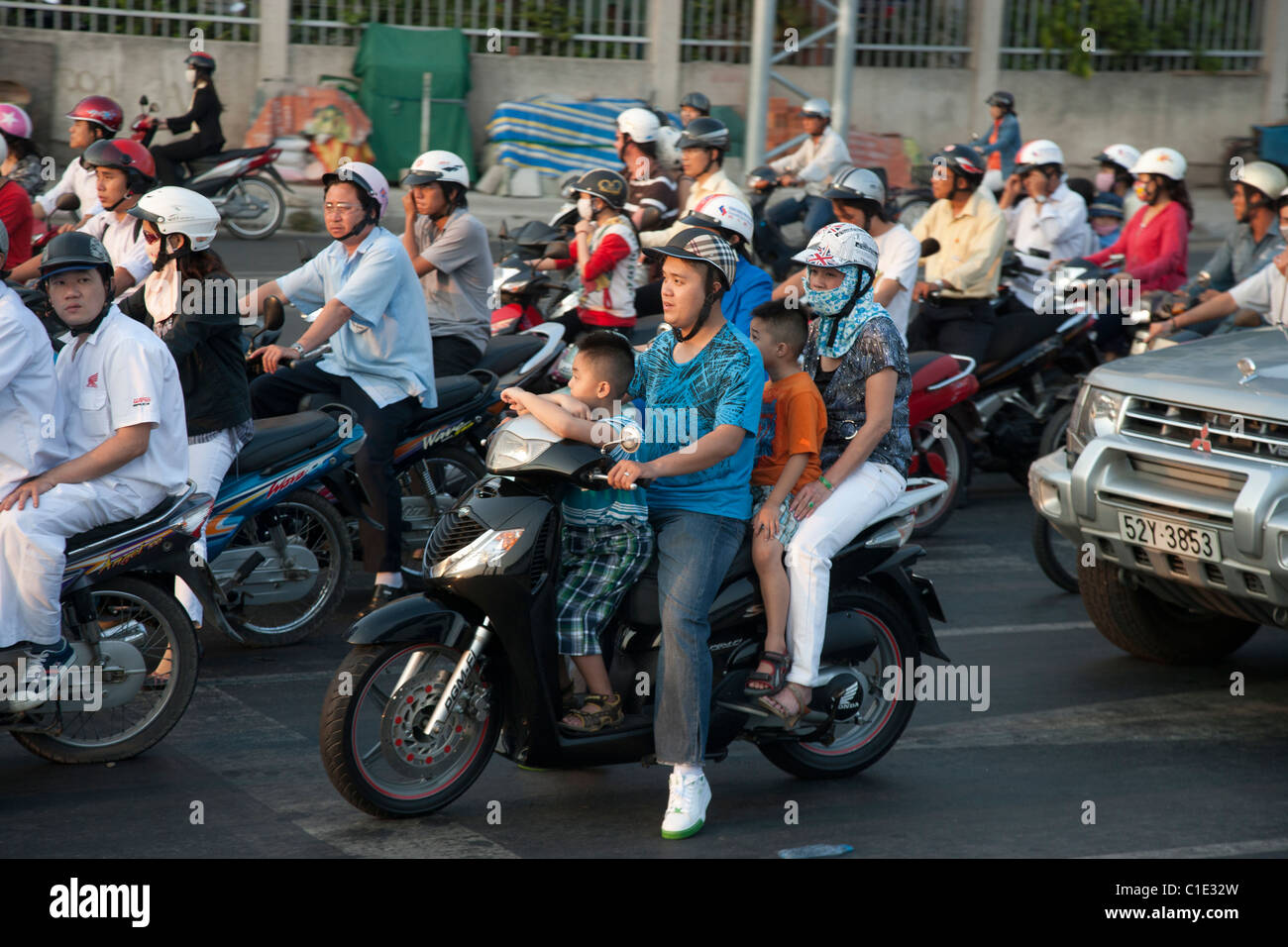 Not wearing helmets hi-res stock photography and images - Alamy