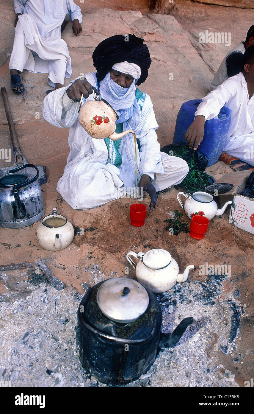 Touareg tea hi-res stock photography and images - Alamy