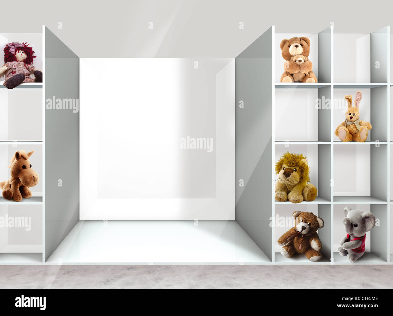 Empty showcase glass shelves on hi-res stock photography and images - Alamy