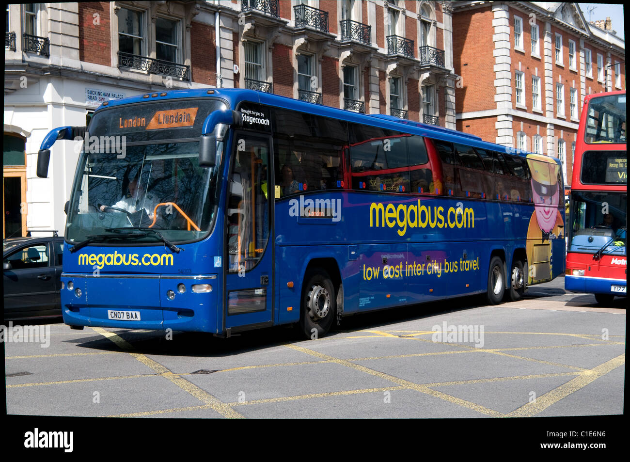 Megabus hi-res stock photography and images - Alamy