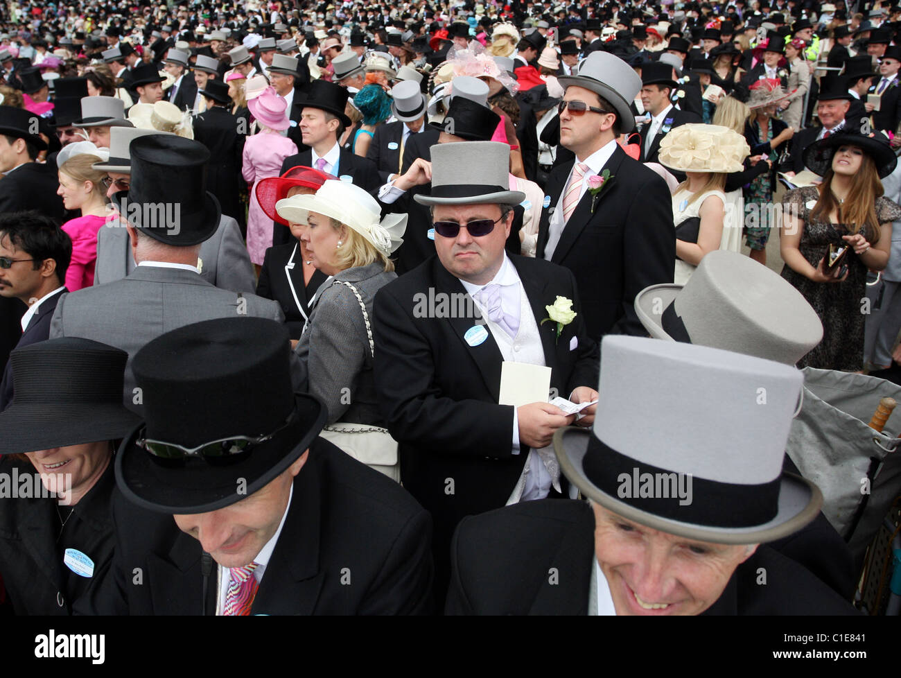 Spectators at Royal Ascot Horse Race Track, Ascot, United Kingdom Stock ...