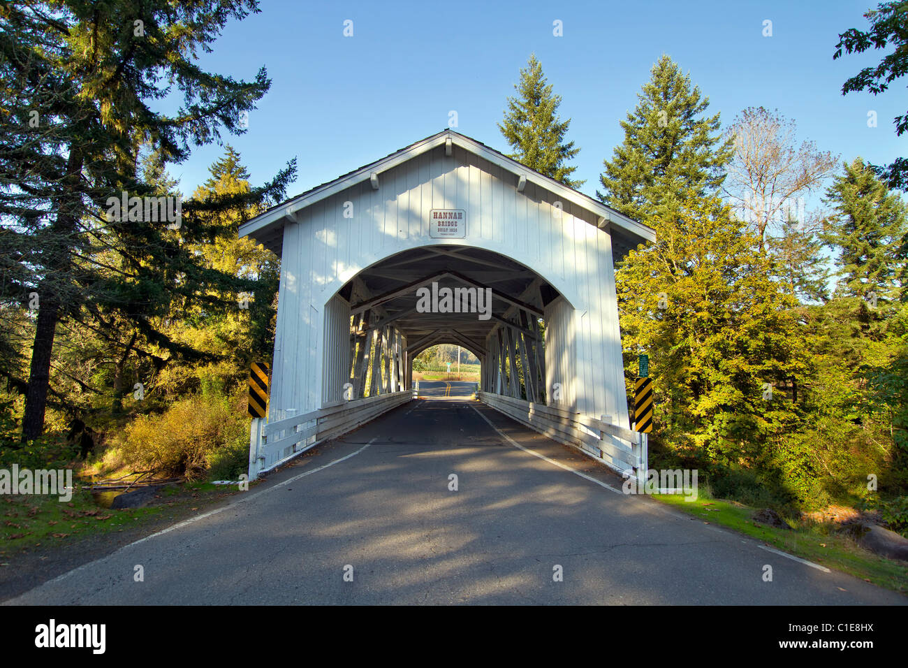 Hannah Covered Bridge over Thomas Creek Oregon Stock Photo - Alamy