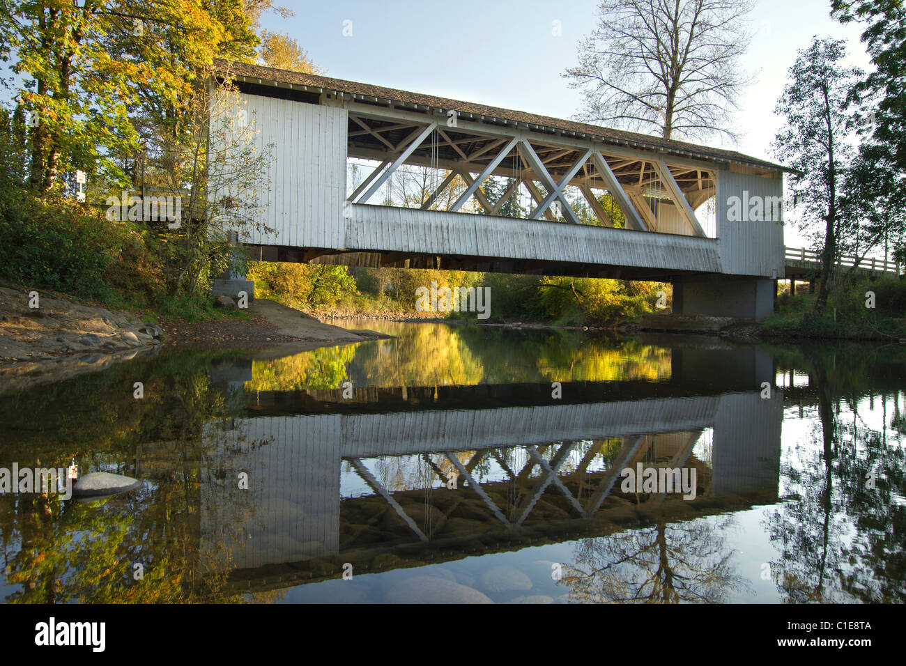 Hannah Covered Bridge over Thomas Creek Oregon 3 Stock Photo - Alamy