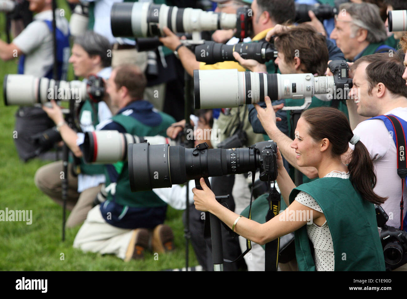 Press photographer reporter uk hi-res stock photography and images - Alamy