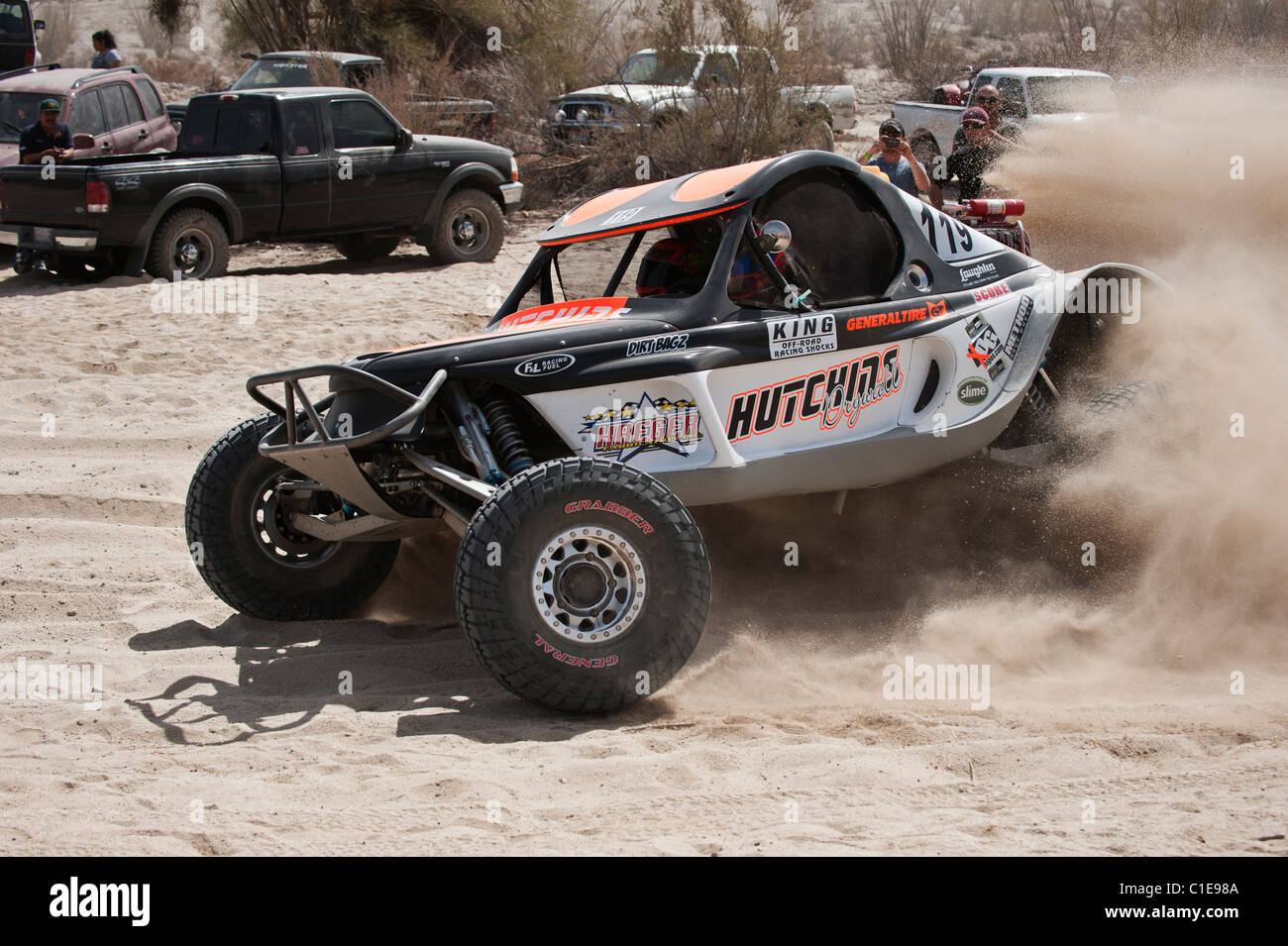 Hutchins Class 1 buggy arriving in pits at Zoo road, 2011 San Felipe ...
