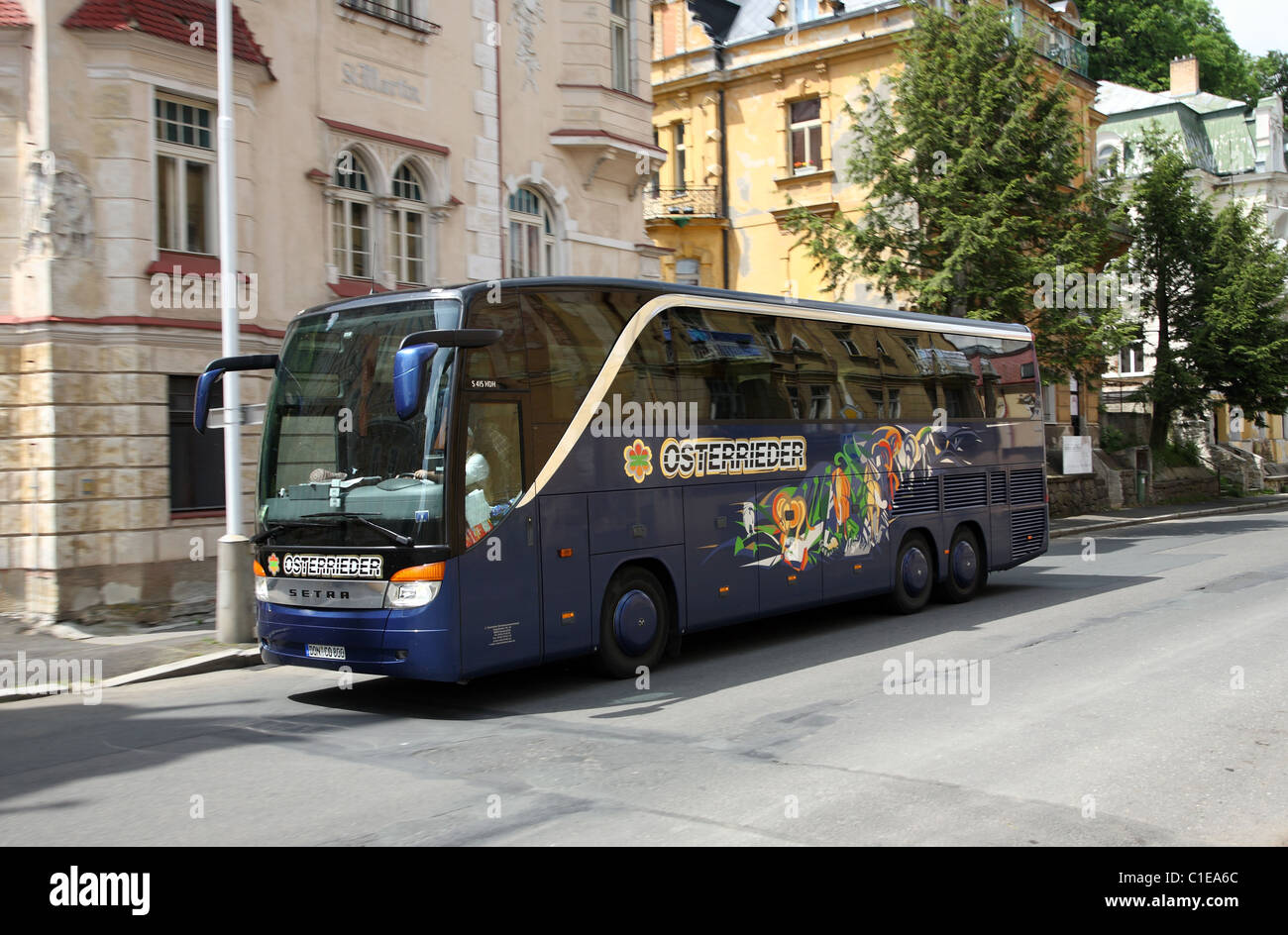 German coach hi-res stock photography and images - Alamy