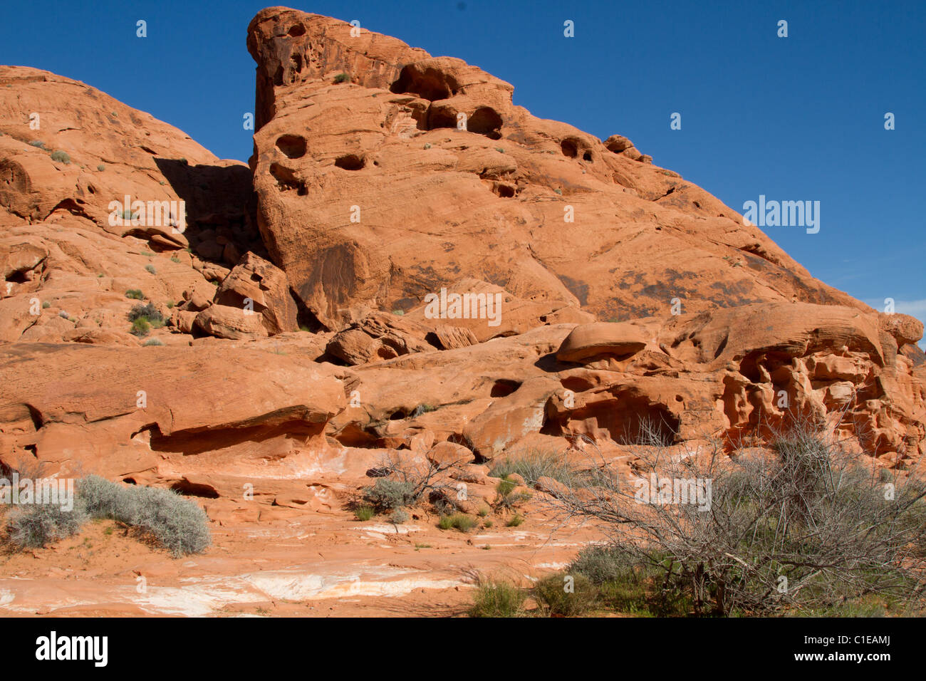 red rock formation blue sky Stock Photo - Alamy