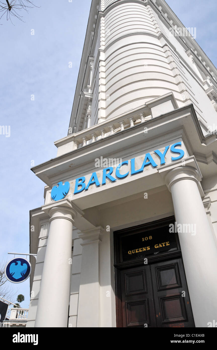 Bank south hi-res stock photography and images - Alamy