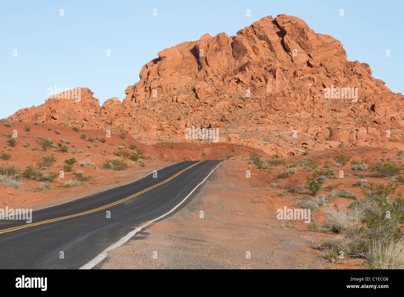 Road Red Rock Formation Stock Photo - Alamy