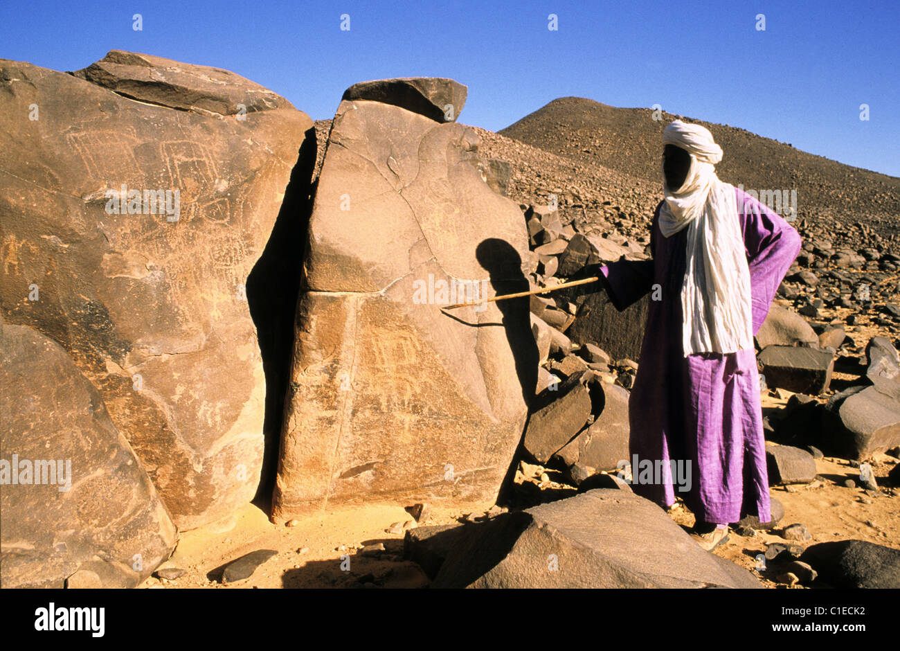 Niger, Sahara, the mountainous massif of Air, rupestrian carvings Stock ...