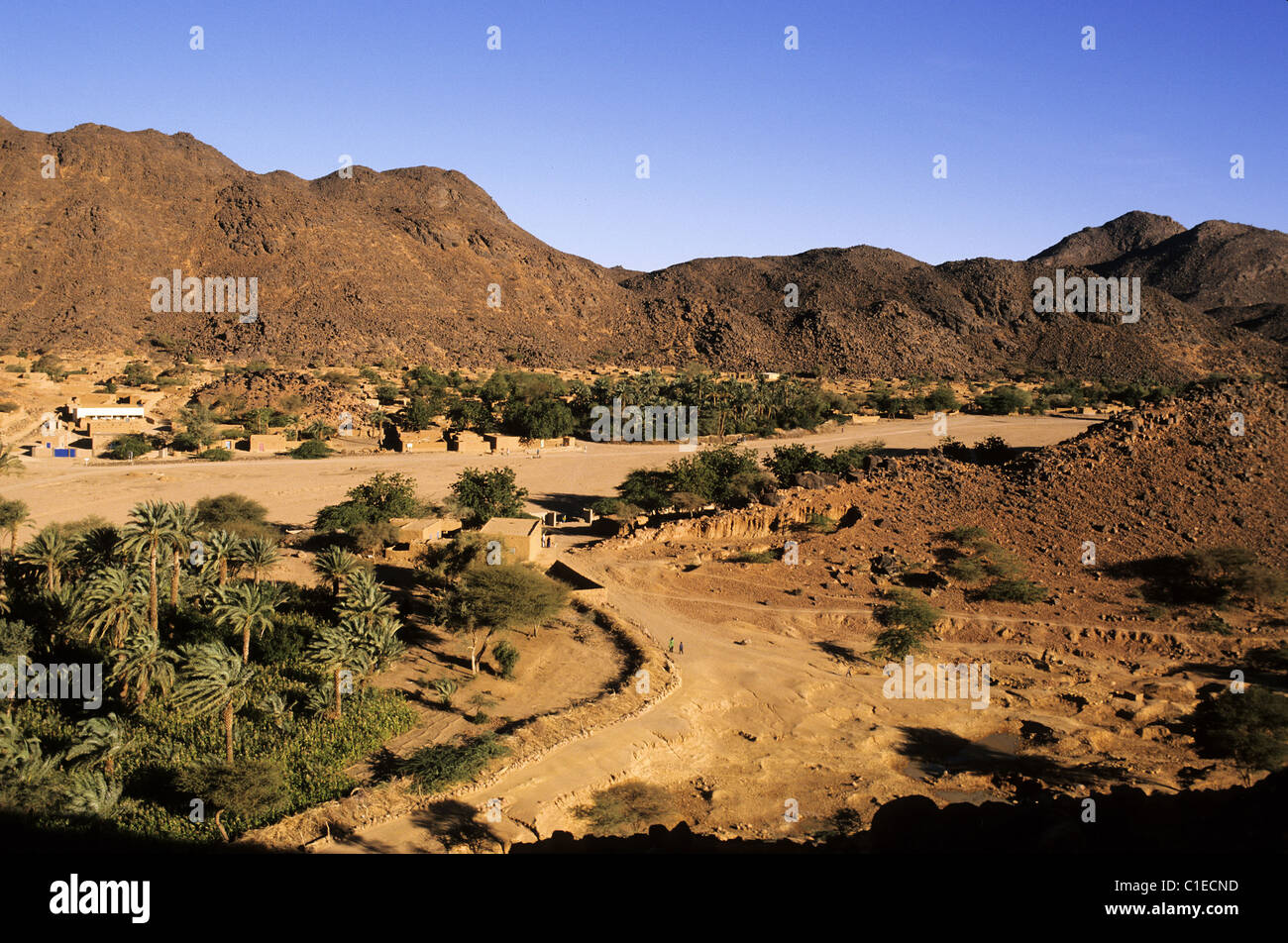 Niger, Sahara, the oasis of Timia in the mountainous massif of Air ...