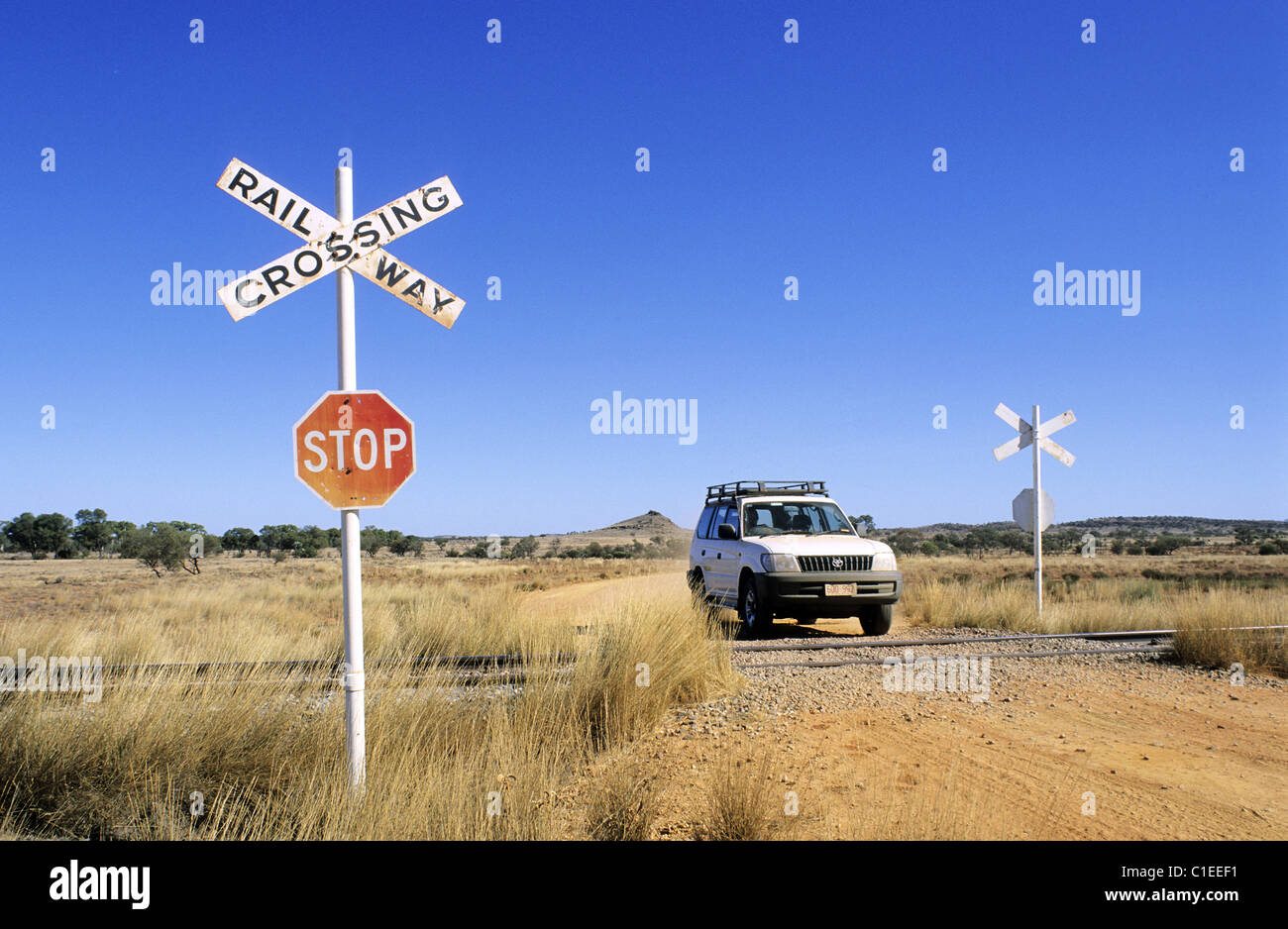 Australia, Northern Territory, level crossing Hugh River Stock Photo ...