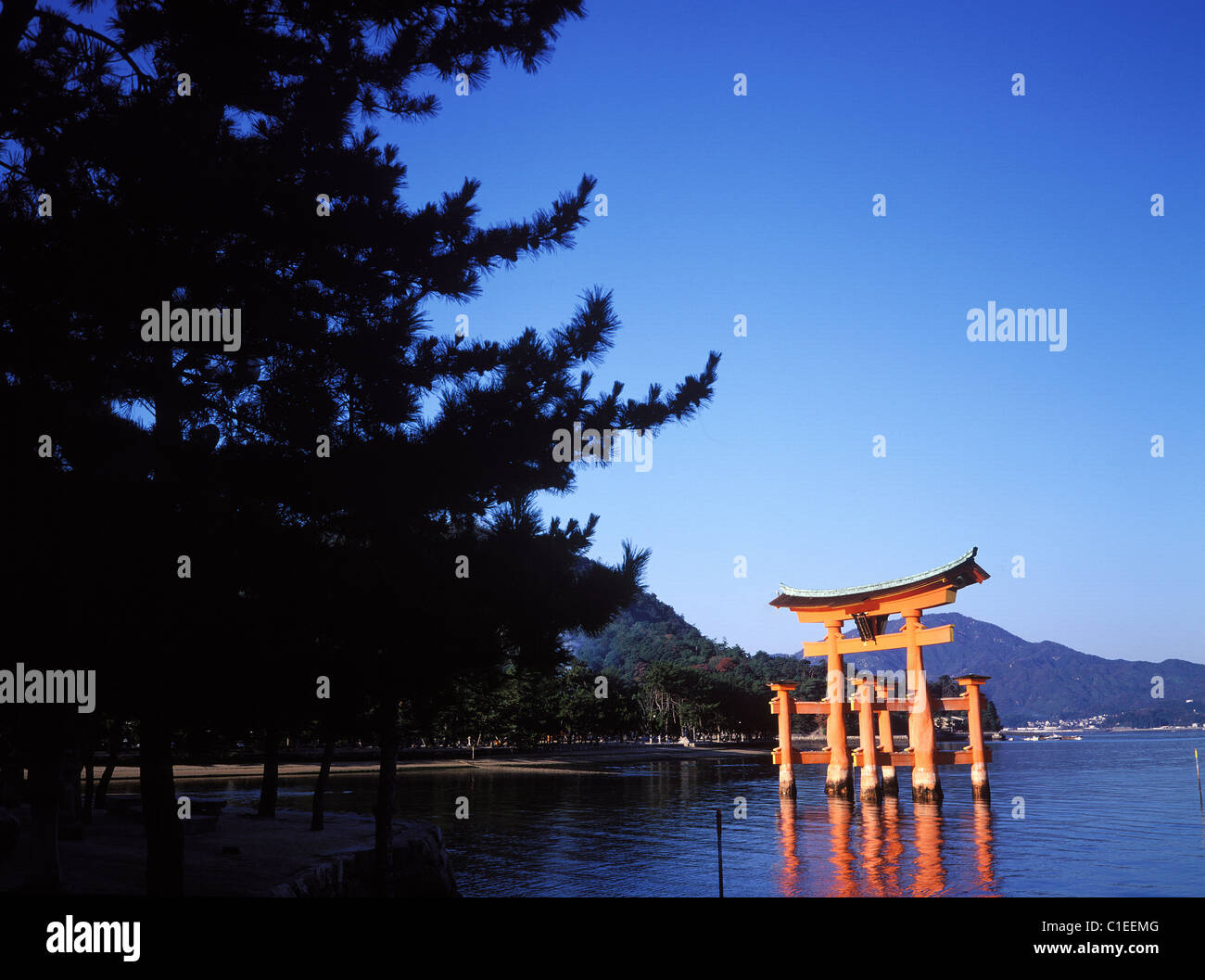 Japan, Itsukushima Shinto Shrine Stock Photo - Alamy