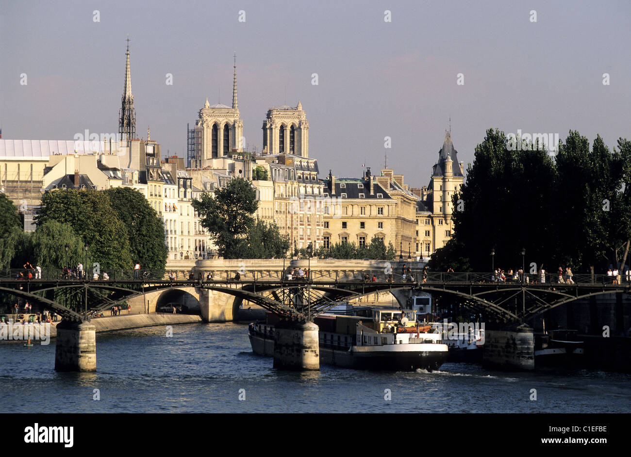 France, Paris, banks of the Seine river listed as World Heritage by ...