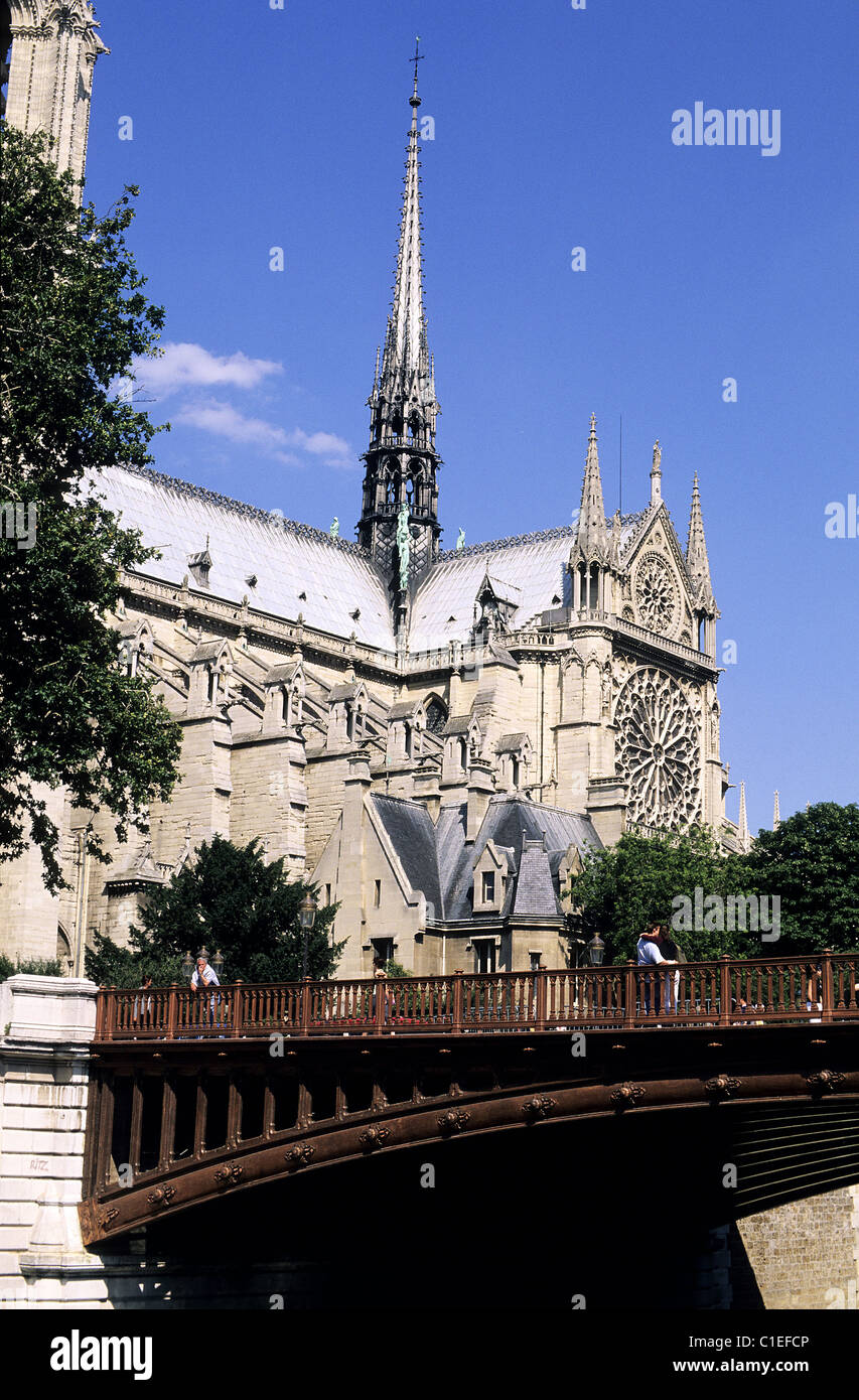 France, Paris, Double bridge and the Notre Dame cathedral Stock Photo ...