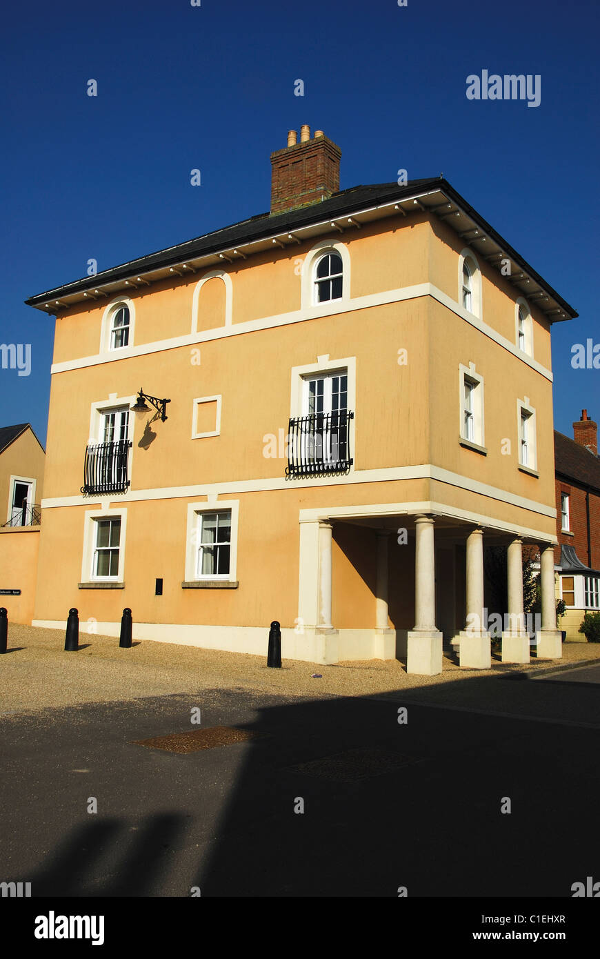 House building new corner hi-res stock photography and images - Alamy