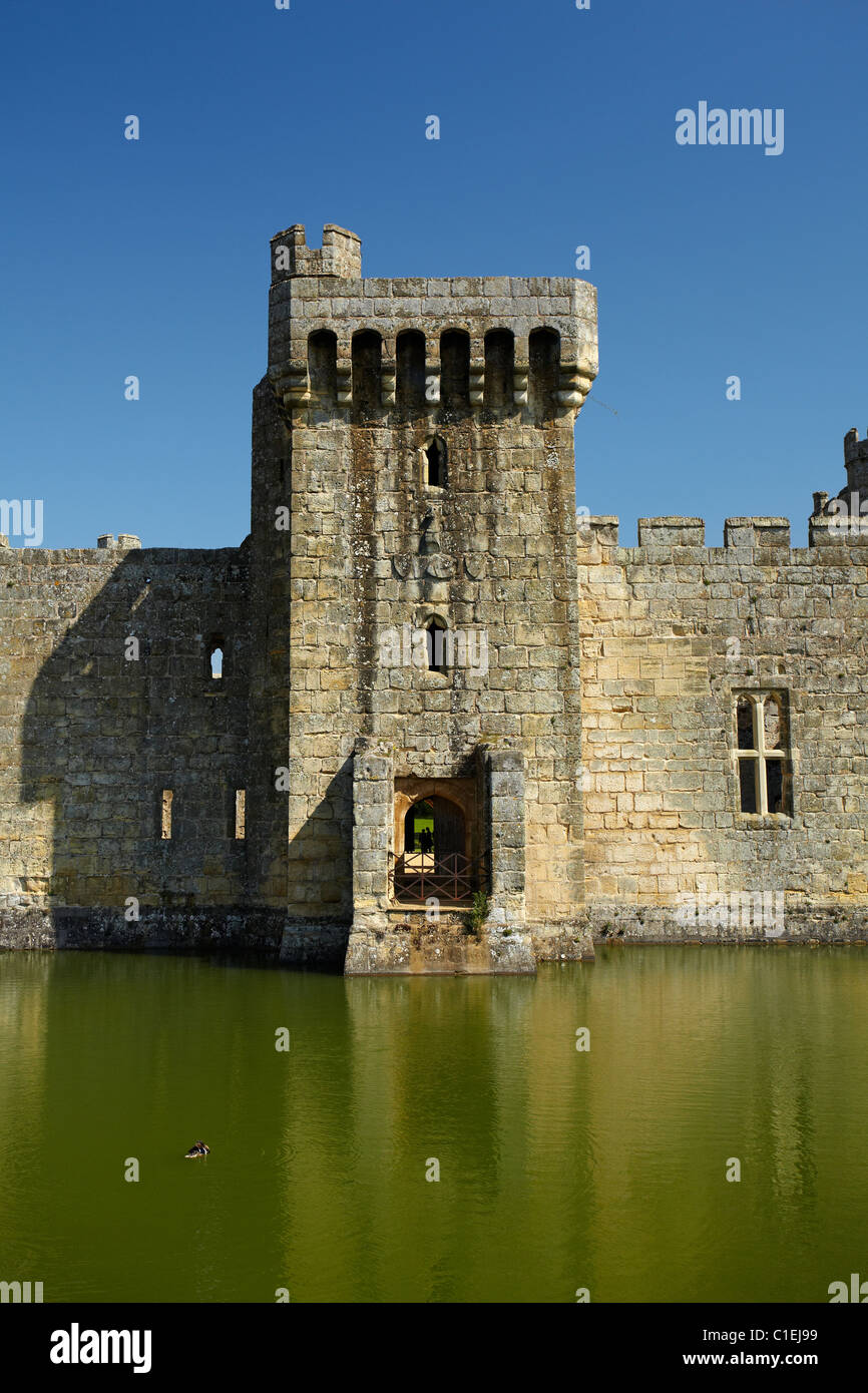 Bodiam Castle (1385), reflected in moat, East Sussex, England, United ...