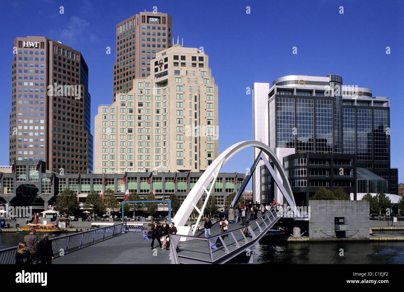 Australia, Victoria, Melbourne, Yarra River bridge Stock Photo - Alamy