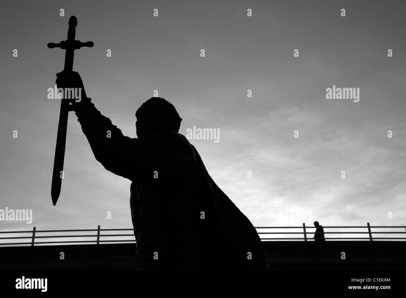 Hamlet Shakespeare Statue Black and White Stock Photos & Images - Alamy