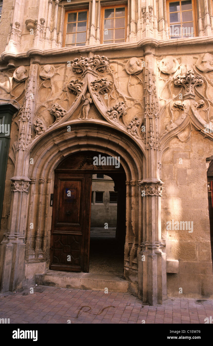 Maison a valence hi-res stock photography and images - Alamy