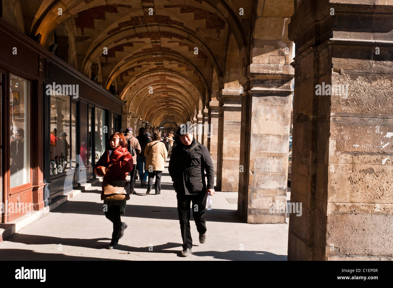 Paris france chinese people walking hi-res stock photography and images ...