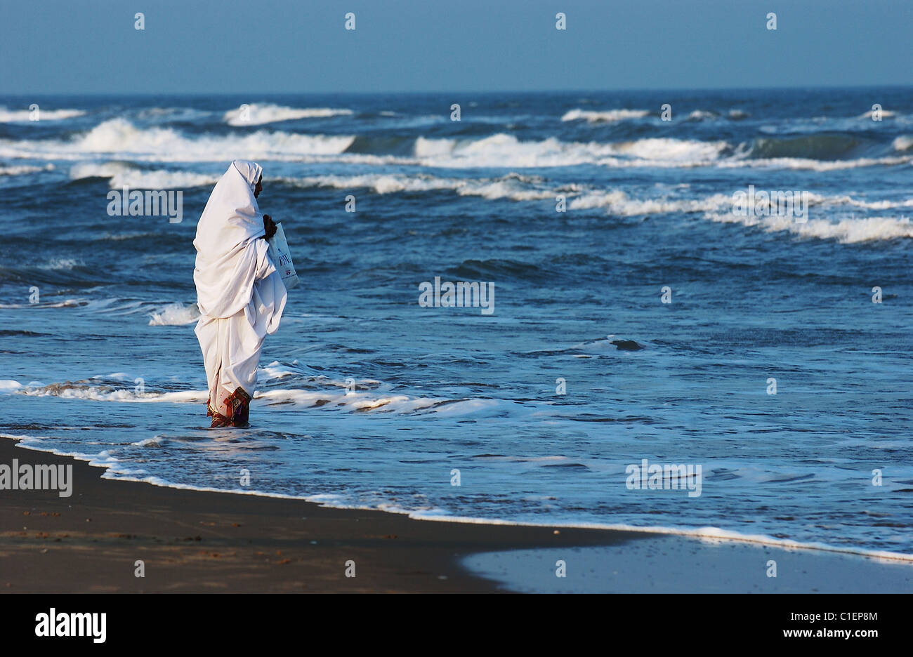 Mourning dress hi-res stock photography and images - Alamy