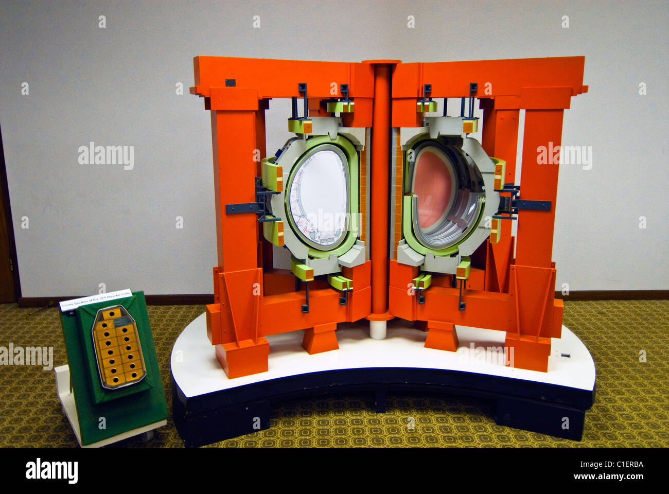 Nuclear reactor model hi-res stock photography and images - Alamy