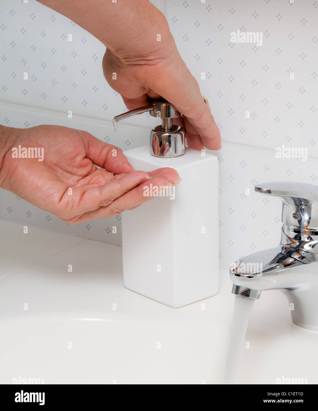 Wash basin pipes hi-res stock photography and images - Alamy
