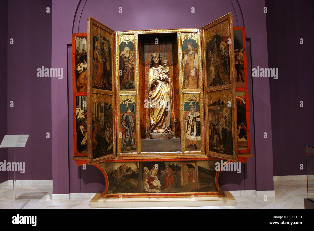 Romania, Bucharest, Art national museum of Romania, treasure room ...