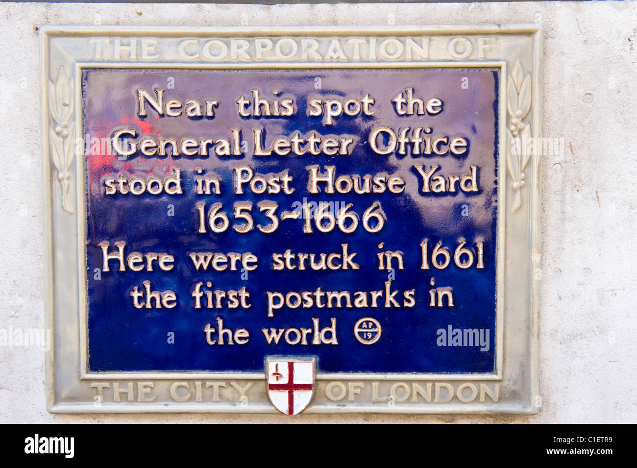 Commemorative white post box hi-res stock photography and images - Alamy