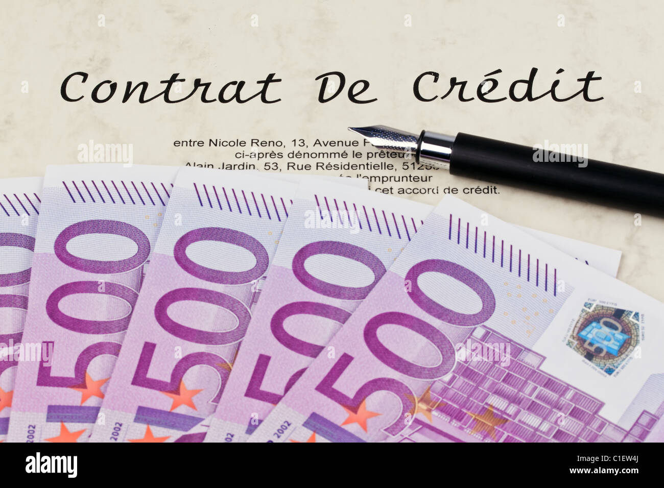 Many Euro banknotes and credit agreement (French Stock Photo - Alamy