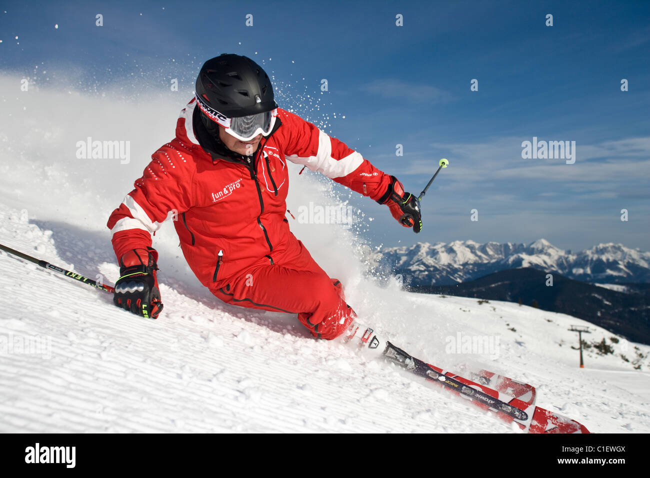 Slope skiing hi-res stock photography and images - Alamy