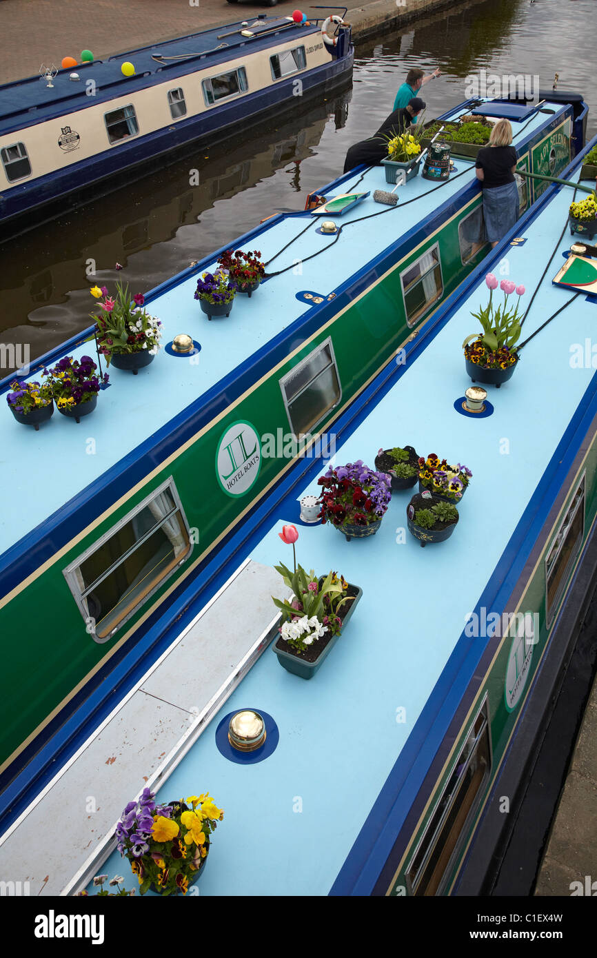 Narrow Boats, Llangollen Canal, Pontcysyllte, Wrexham, Wales, United ...