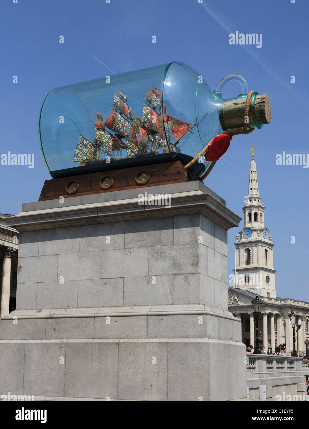 Yinka shonibare art hi-res stock photography and images - Alamy