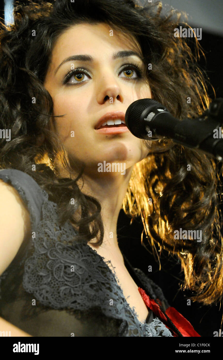 Katie Melua performing live at Amoeba Records in Hollywood promoting ...