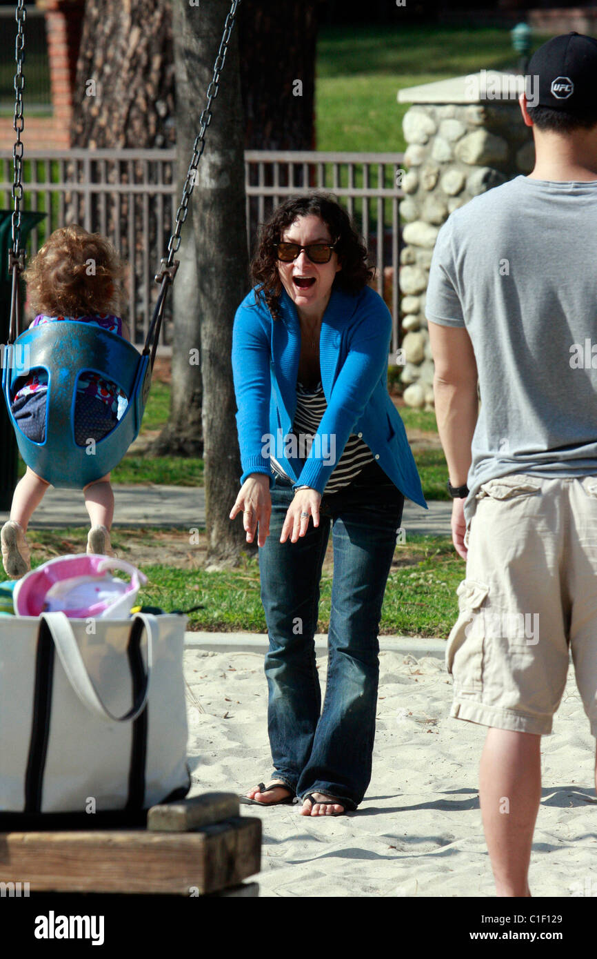 Sara gilbert and daughter hi-res stock photography and images - Alamy