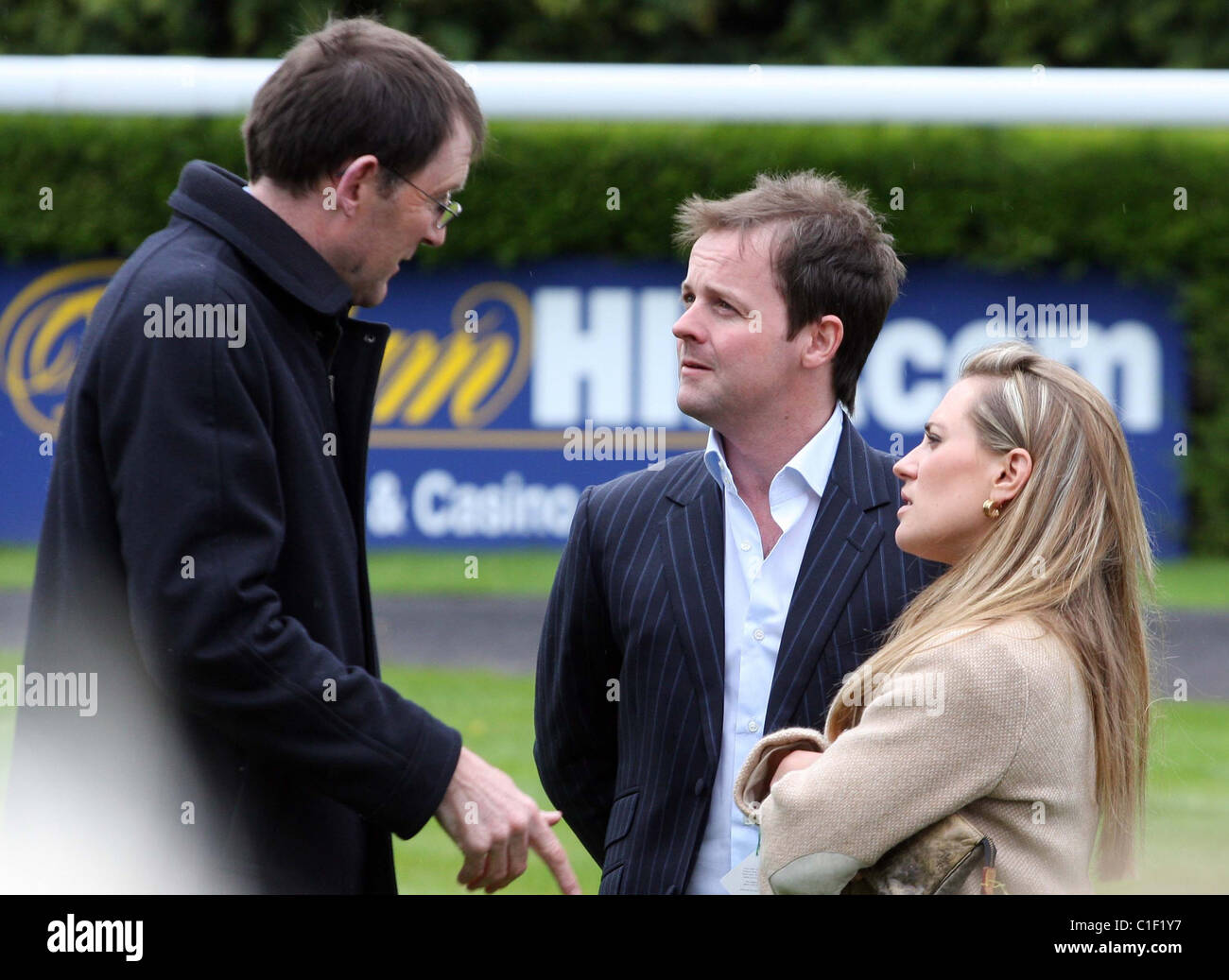 Declan Donnelly and girlfriend Georgie Thompson enjoying a day at ...