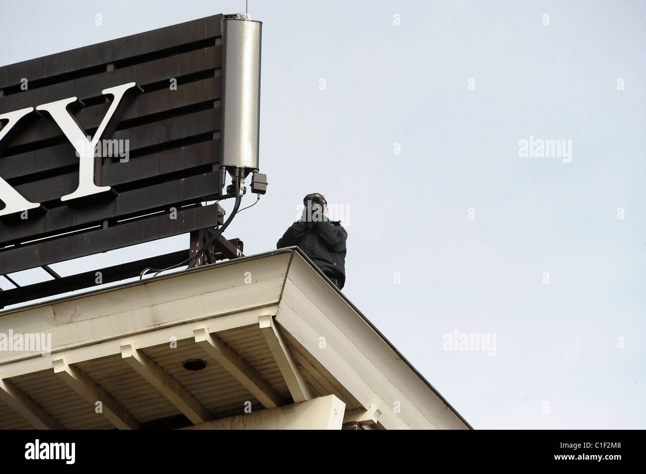 Amsterdam Security ( Beveiliging) lookouts on the roofs of buildings at ...