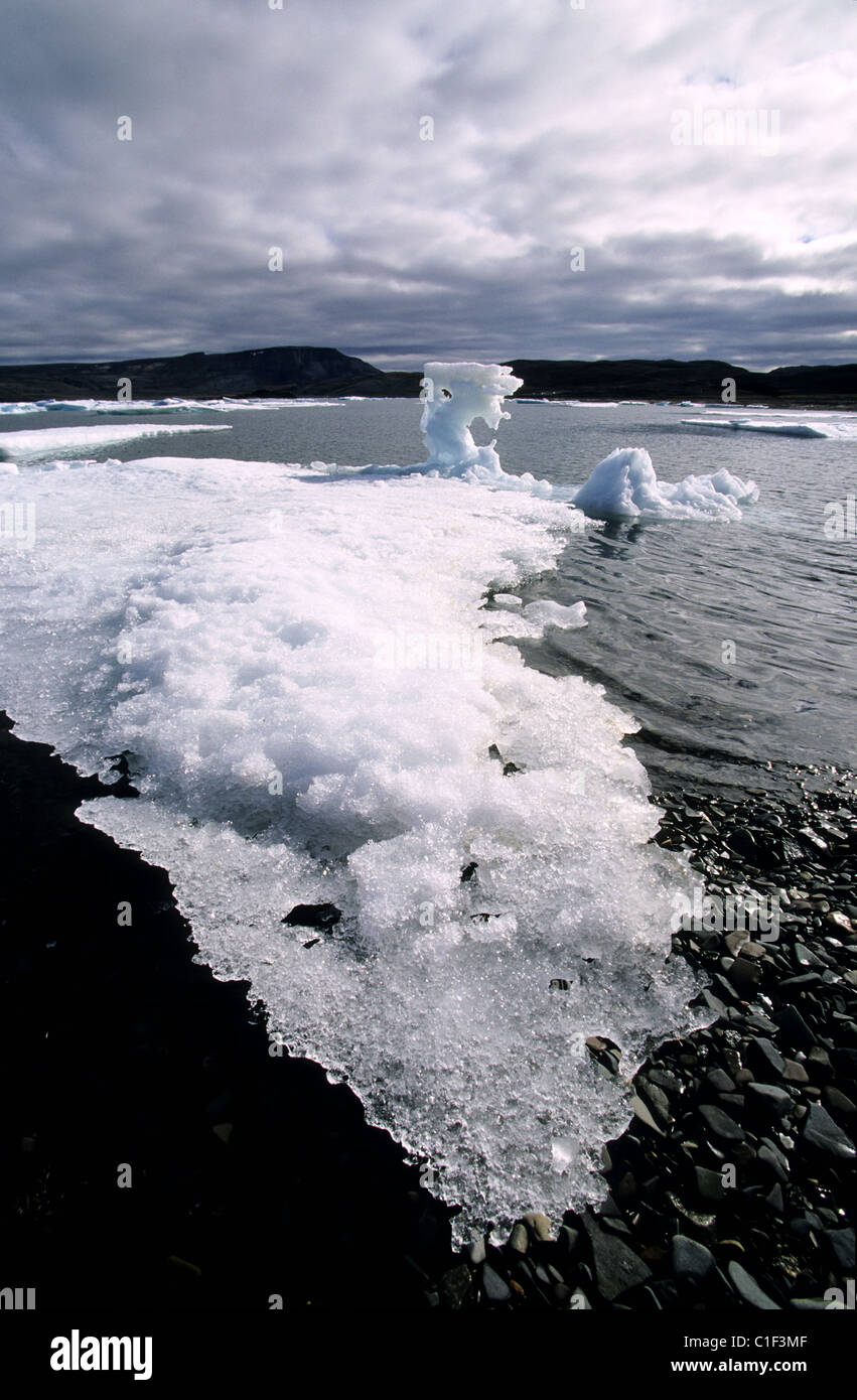 Nunavut summer hi-res stock photography and images - Alamy