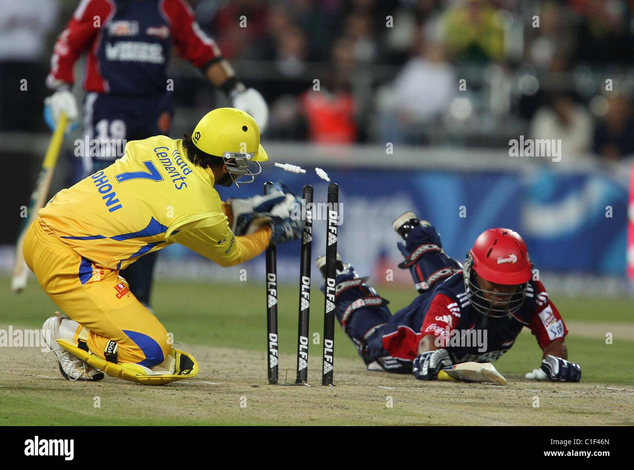Ms dhoni chennai super kings hi-res stock photography and images - Alamy