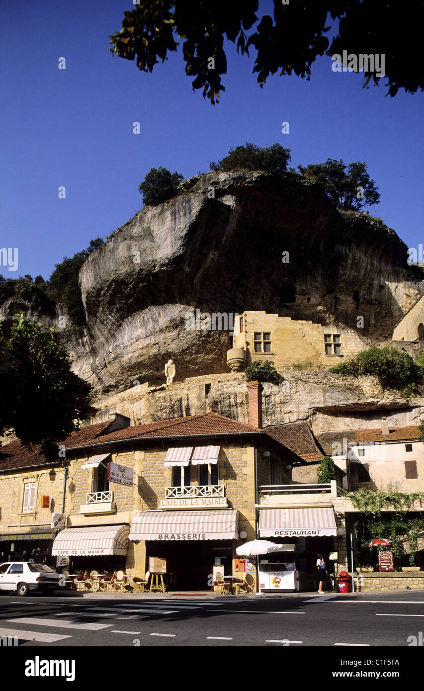 France, Dordogne, Les Eyzies de Tayac, site listed as World Heritage by ...