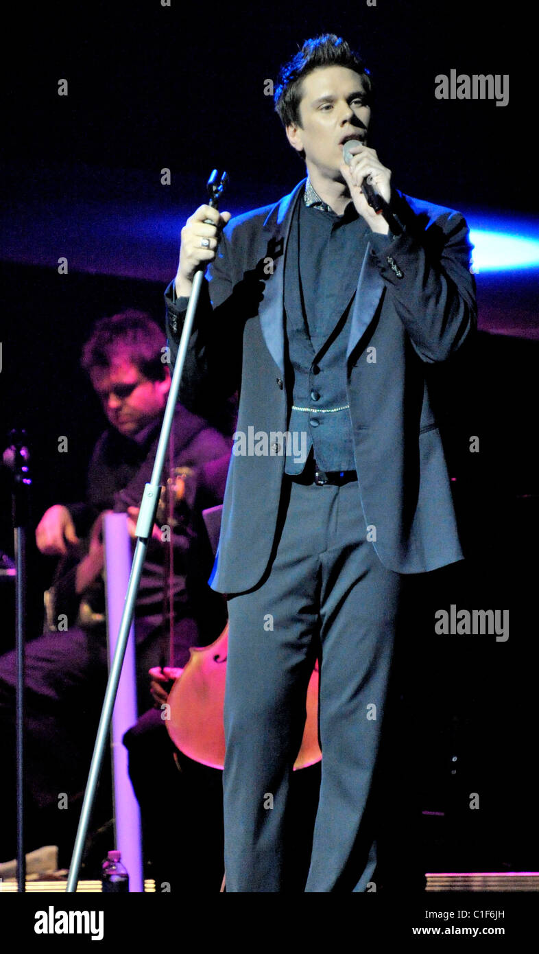 David Miller IL Divo performing live on stage at the Air Canada Centre ...