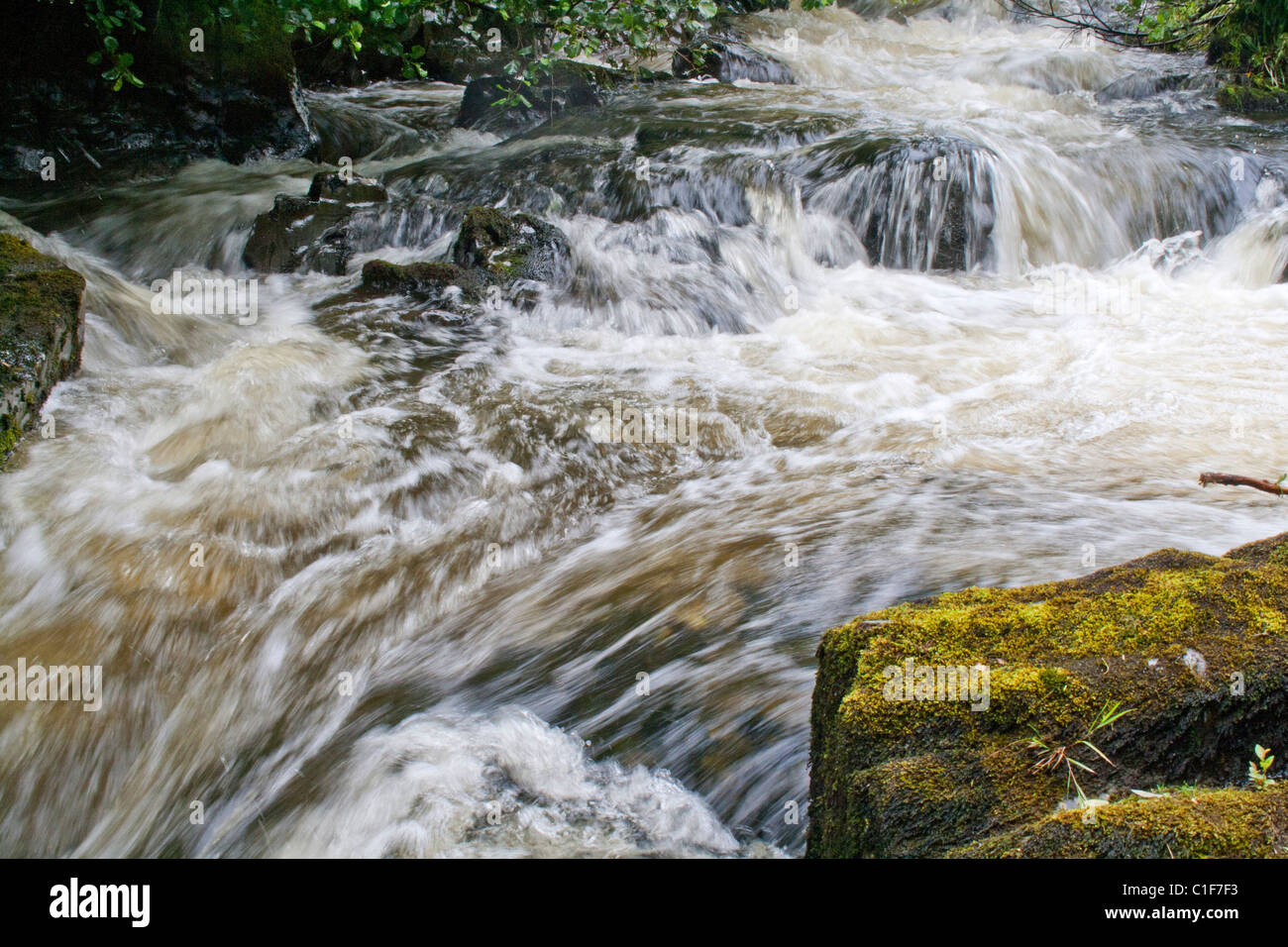 High speed water flow over hi-res stock photography and images - Alamy