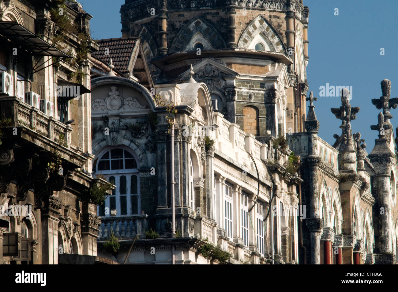 Mumbai buildings hi-res stock photography and images - Alamy