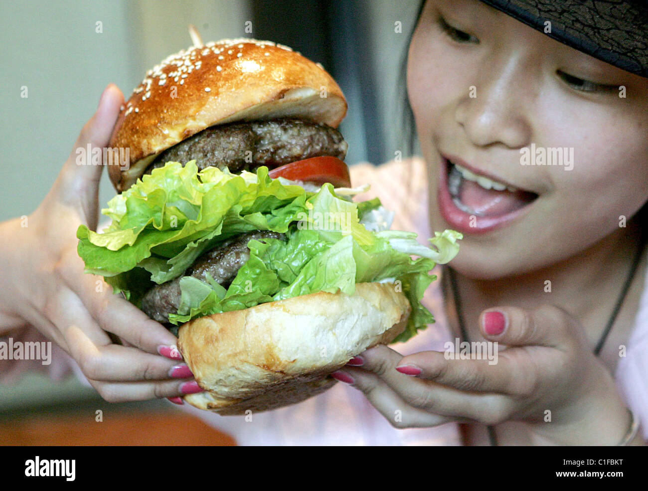 China introduces its entry for the World's Best Hamburger contest in ...