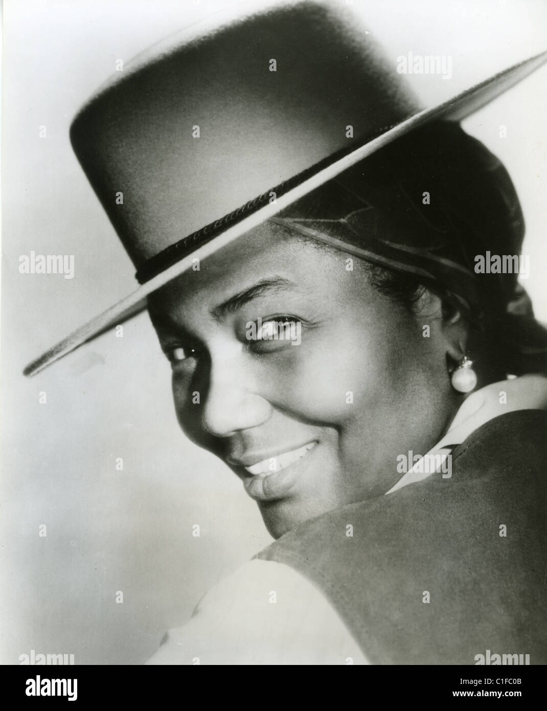 Pearl bailey hi-res stock photography and images - Alamy