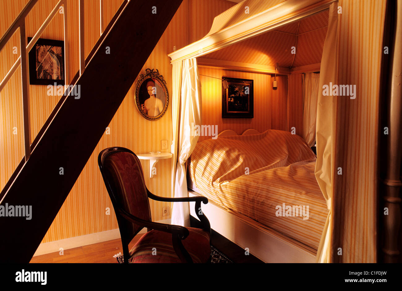 France, Val d'Oise, room of host of the dovecote of the castle of ...